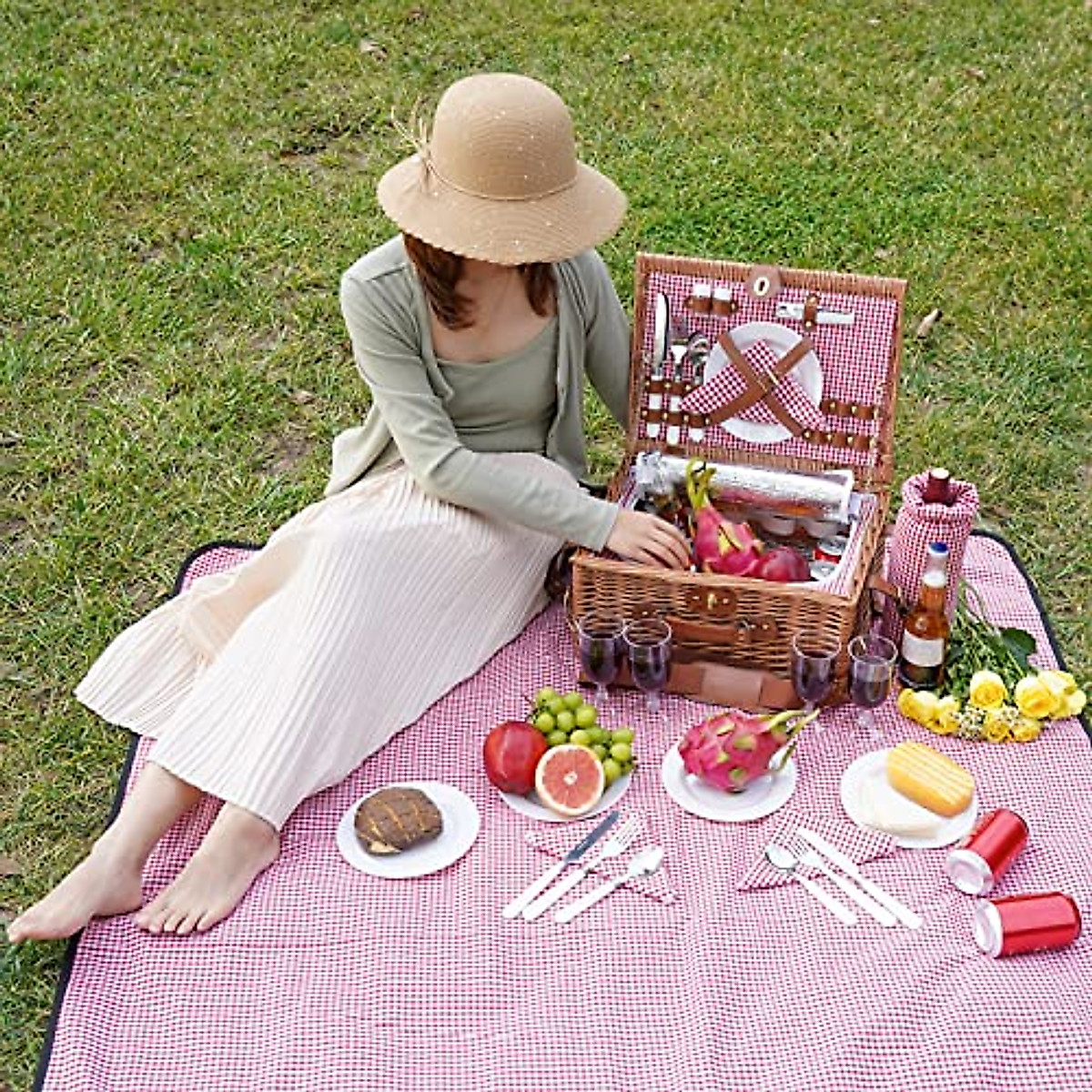 Picnic Basket for 4, Insulated Willow Picnic Baskets with Shoulder Strap, Picnic Hamper with Waterproof Picnic Blanket, Handmade Wicker Hamper for Outdoor, Great Gifts for Thanksgiving, Christmas