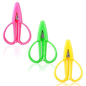3 Pcs Travel Scissors, Tiny Stainless Steel Scissors with Cover, Mini Thread Snips Crochet Scissors Small Sewing Scissors Portable Snips for Crochet, Sewing, Crafts