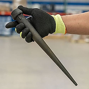 Klein Tools 3255 Bull Pin, Broad Head Bull Pin Resists Corrosion and Mushrooming, Heat Treated Steel with Black Finish, 1-1/4-Inch