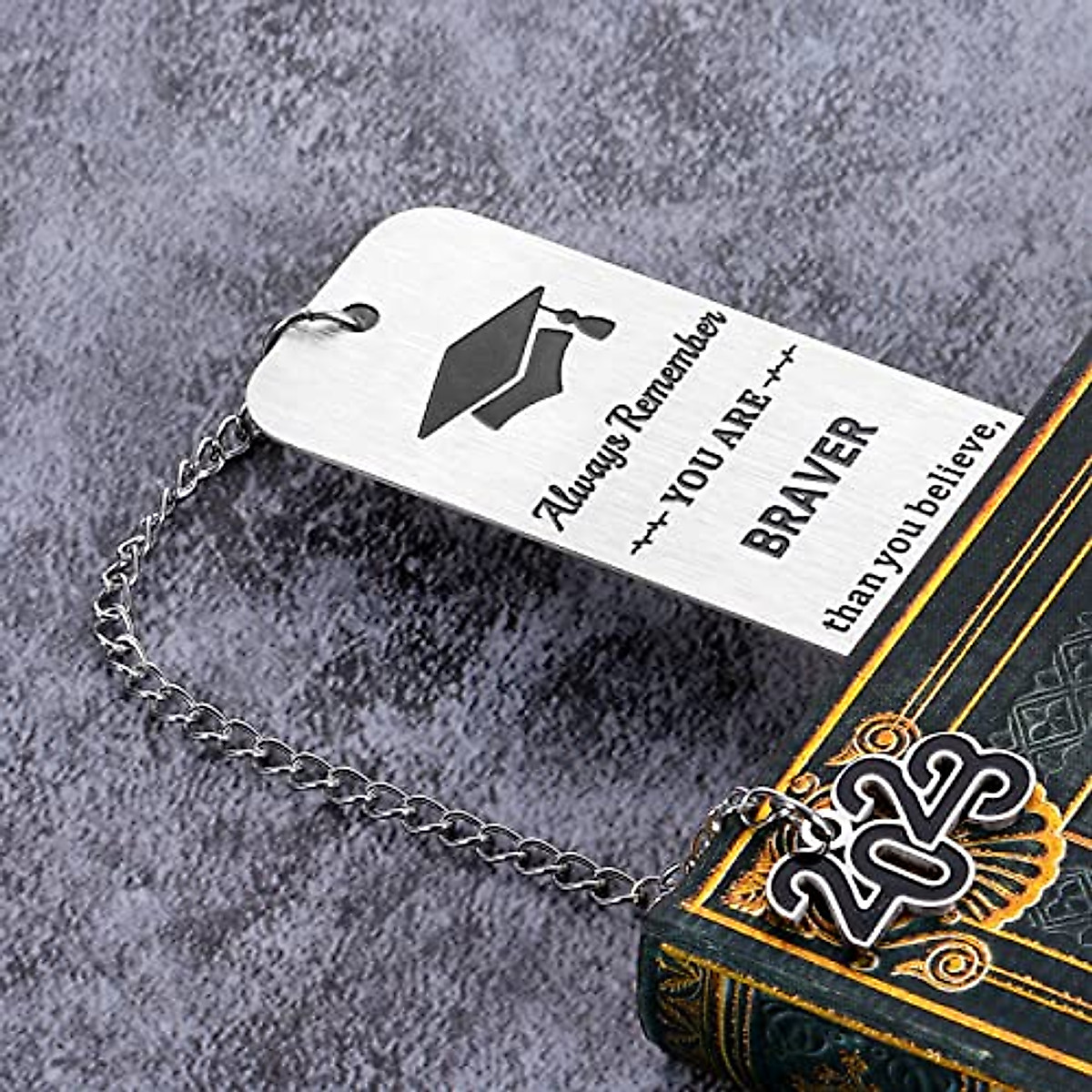 Graduation Gifts for Him Her Class of 2023 Inspirational Bookmark Bulk High School College Grad Gifts for Men Women Nurse Masters Student Boy Girl Son Daughter 2023 Senior Party Gifts