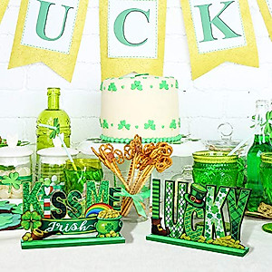 Jetec 3 Pieces St Patrick’s Day Table Decorations Happy St Patrick’s Day Glitter Wooden Sign St Patrick’s Day Lucky Table Sign for St Patrick’s Day Home Party Decor (Classic Style)