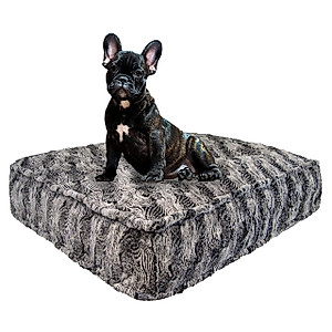 Bessie and Barnie Artic Seal Luxury Extra Plush Faux Fur Rectangle Pet/Dog Bed (Multiple Sizes)