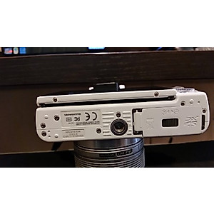 Olympus PEN E-PL3 14-42mm 12.3 MP Mirrorless Digital Camera with CMOS Sensor and 3x Optical Zoom (White) (Old Model)