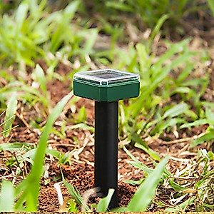 TM Marketplace Solar Sonic Mole Repellent 4 Pack Gopher Repellent Groundhog Detergent Protect Outdoor Lawn and Garden