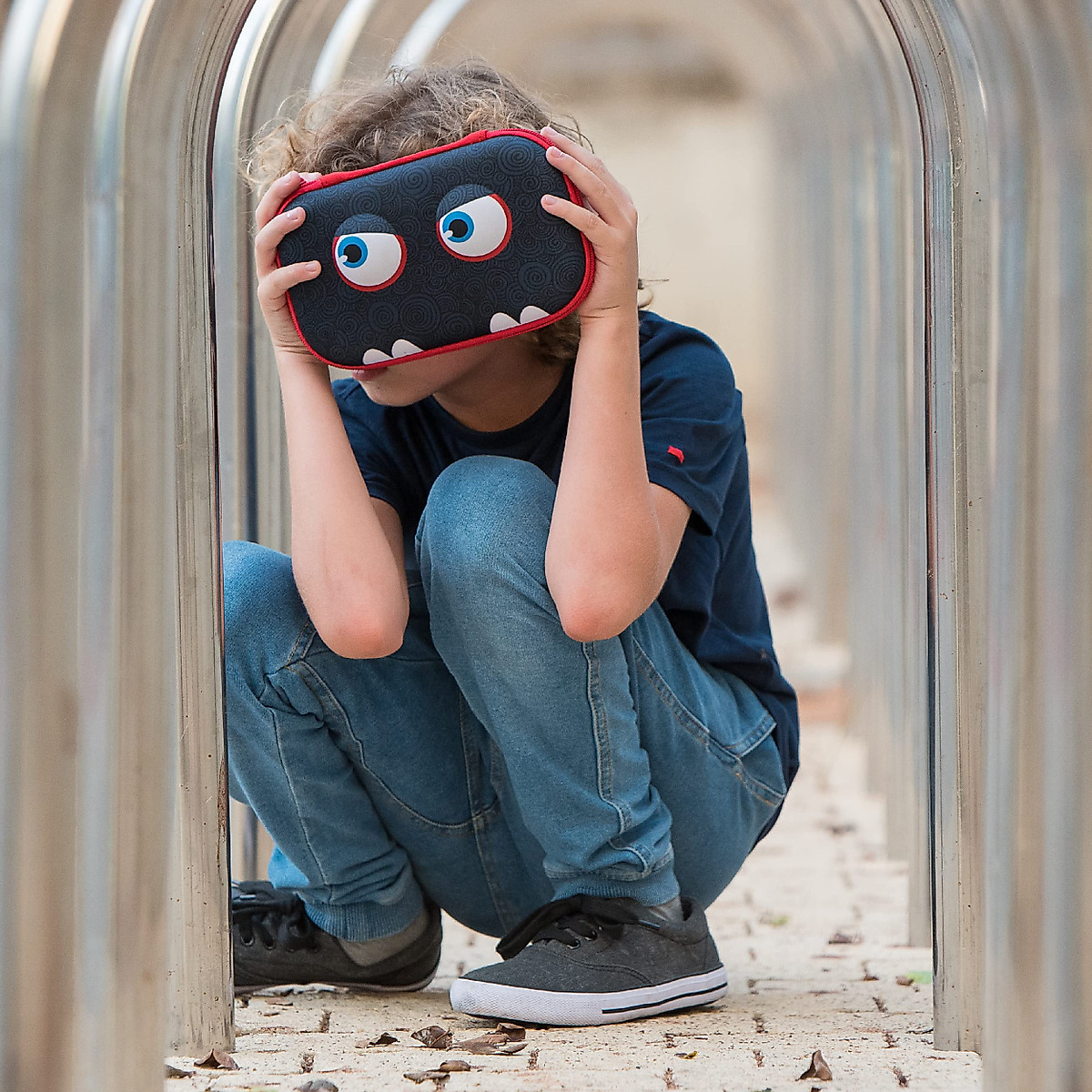 ZIPIT Wildlings Pencil Box for Kids | Pencil Case for School | Organizer Pencil Bag | Large Capacity Pencil Pouch (Black)