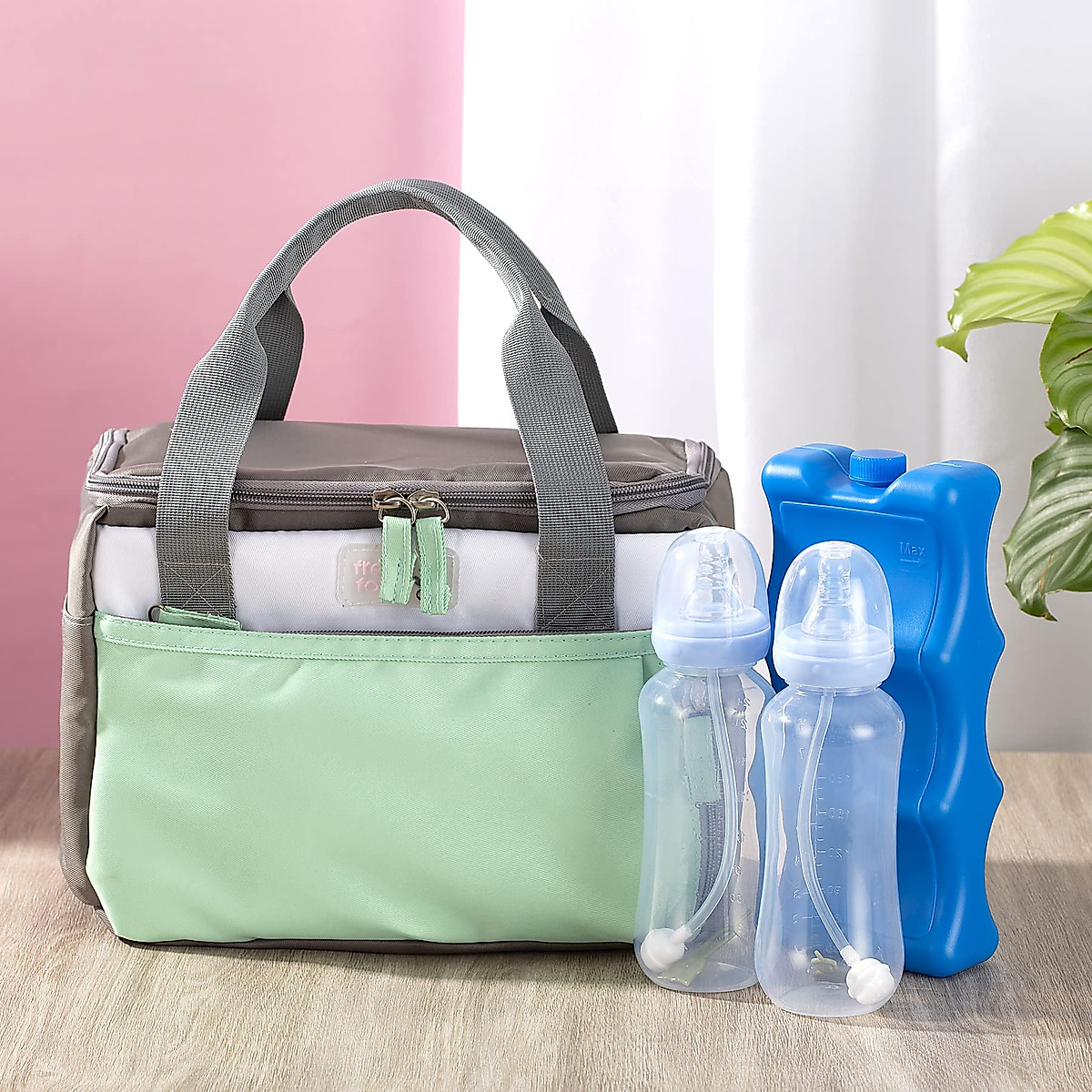 TreaHome Breastmilk Cooler Bag with 2 Ice Pack, Baby Bottle Cooler Bag Can Hold 6 Large 9 Ounce Bottles, Multiple Pockets Designed for Daycare, Nursing Moms (Green)