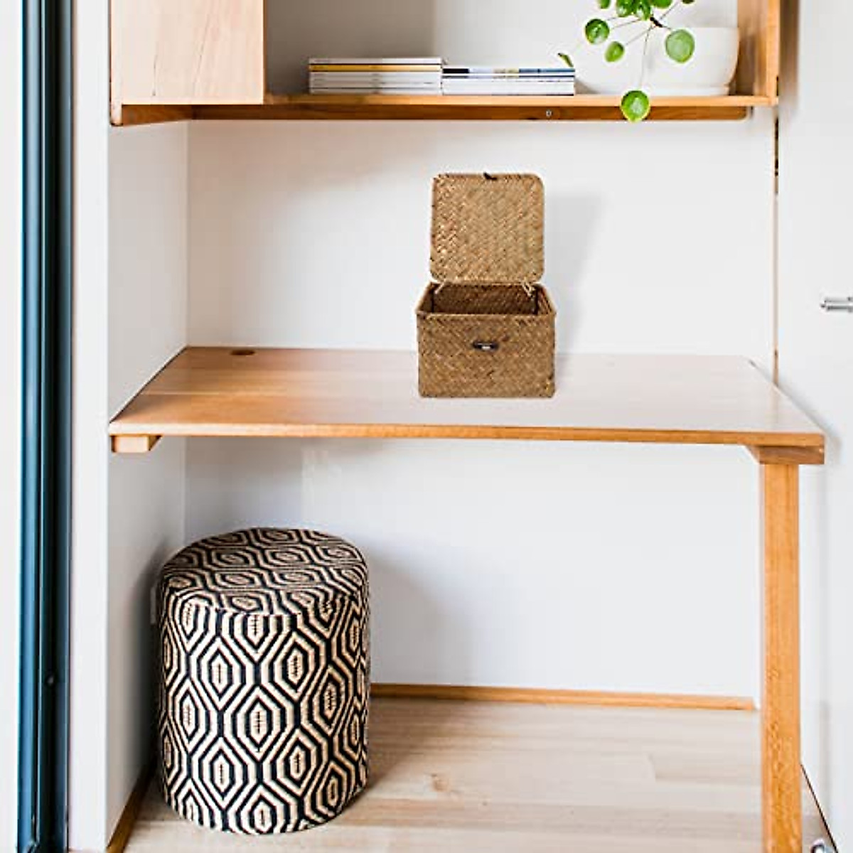 DOITOOL Straw Rattan Storage Basket With Lid Square Wicker Storage Bins Tea Storage Box With Cover Organizer Home Decoration (Large)