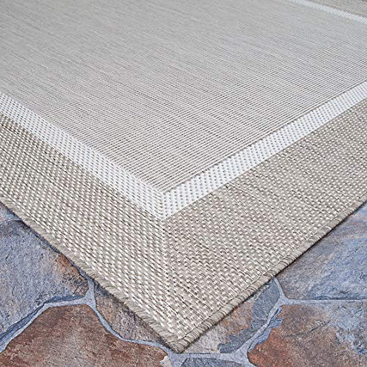Couristan Recife Stria Texture Indoor/Outdoor Area Rug, 3'9" x 5'5", Champagne-Taupe