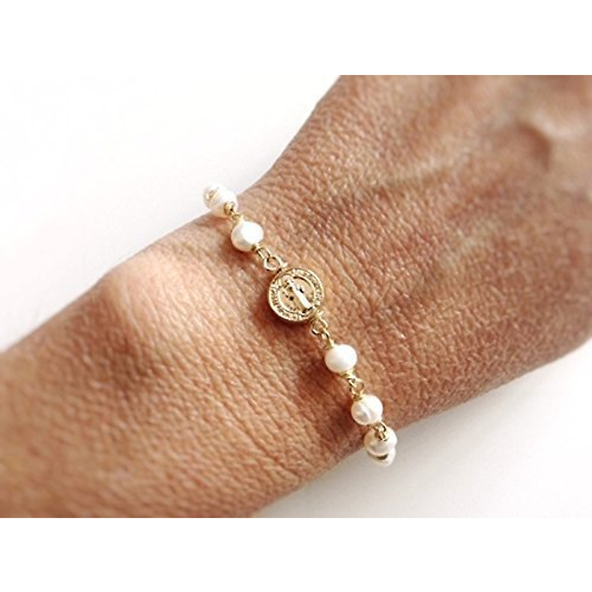 SIFRIMANIA Freshwater Cultured Pearls Catholic Image Adjustable Bracelet for Women Bride Jewerly (Saint Benedict Medal)