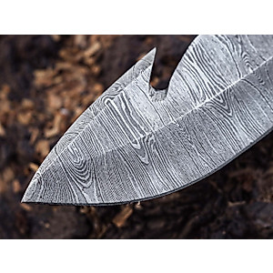 Custom Handmade Hunting Knife gut hook Skinner Fixed Blade Knife Damascus Steel 10'' Overall With Sheath