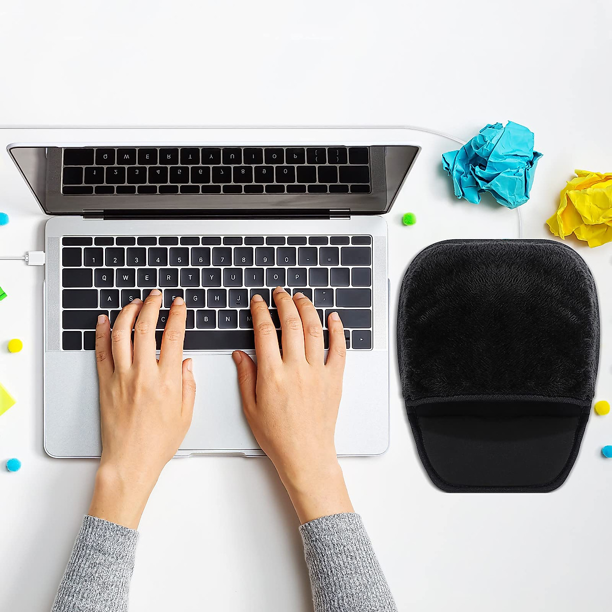 2 Pieces Heated Mouse Pad Hand Warmer USB Heated Mousepad Plush Heated Mouse Pad Removable Hand Warming Mouse Pad for Men and Women Office Home Computer Laptop (Black)