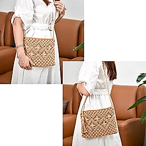 Eiyye Boho Crossbody Handbag Summer Beach Purse Crossbody, Boho Envelope Clutch Crochet Handmade Purse with Tassel, Khaki