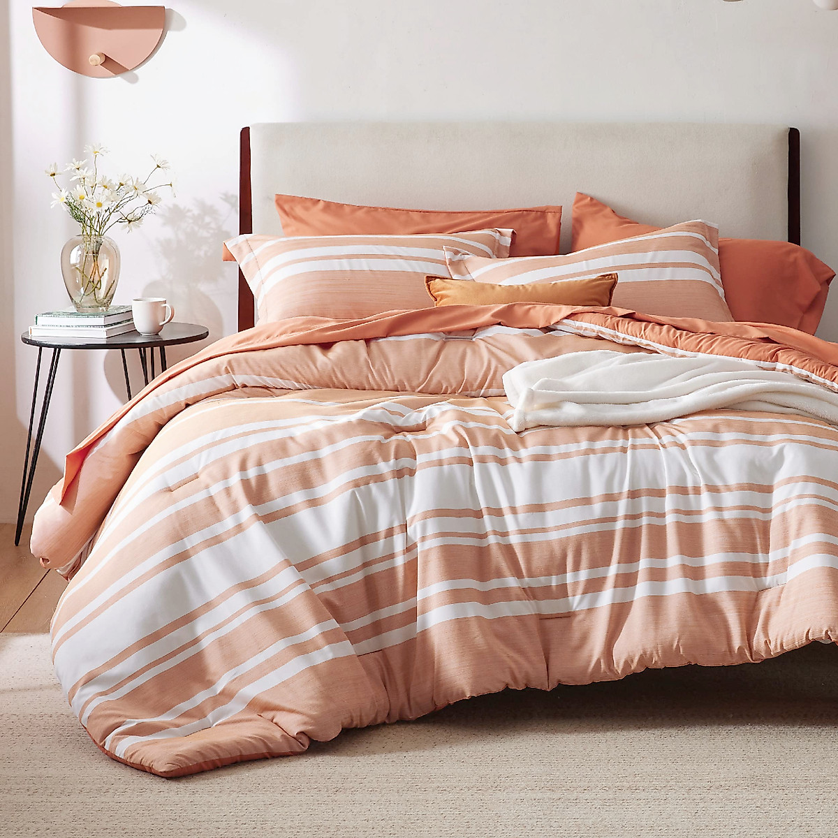Bedsure Bed in a Bag Queen Size 7 Pieces, Burnt Orange White Striped Bedding Comforter Sets All Season Bed Set, 2 Pillow Shams, Flat Sheet, Fitted Sheet and 2 Pillowcases