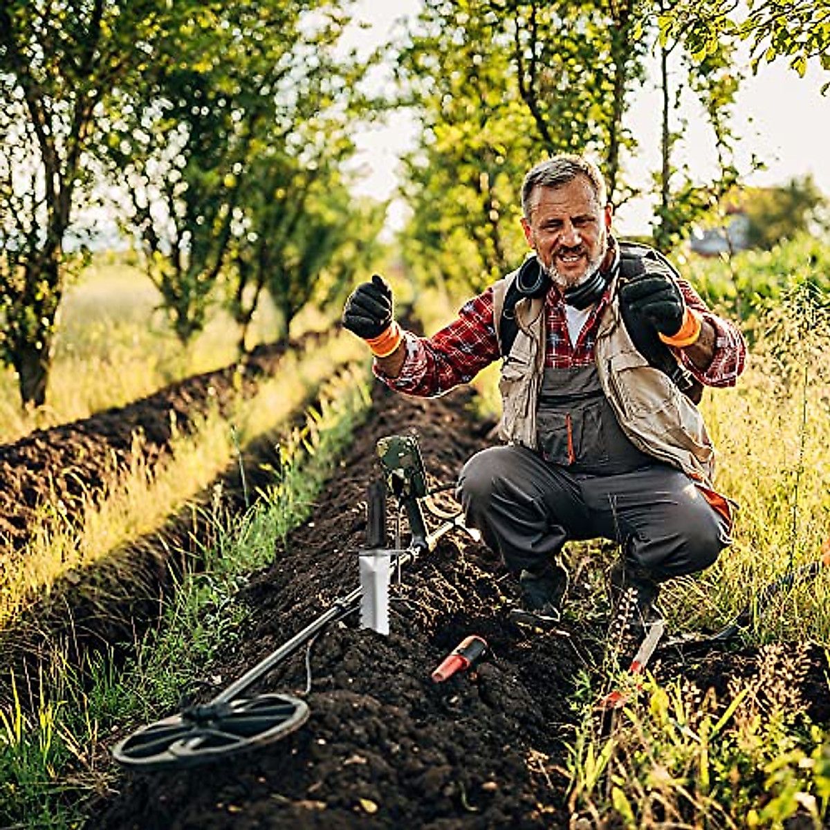 Metal Detector Digger Tool, Sturdy Serrated Edge Metal Detecting Shovel, Heavy Duty Double Serrated Digging Tools for Metal Detector, Gardening Accessories Digging Knife with Sheath for Belt Mount