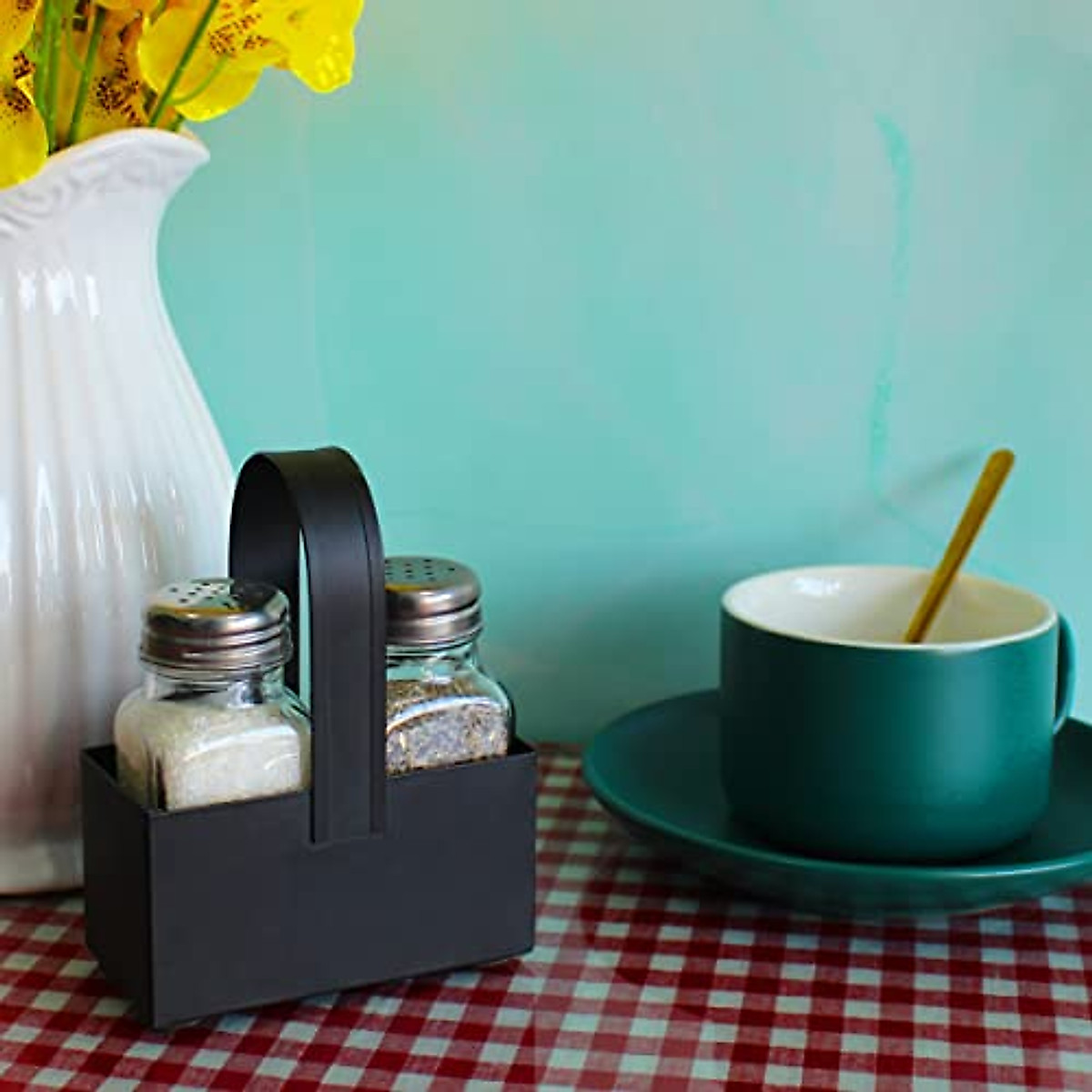 CVHOMEDECO. Salt and Pepper Shakers Set with Black Galvanized Caddy, Farmhouse Glass Salt and Pepper Shaker Dispensers, Black Metal Holder with Padded Feet, for Home Kitchen Table Decor. Rectangular