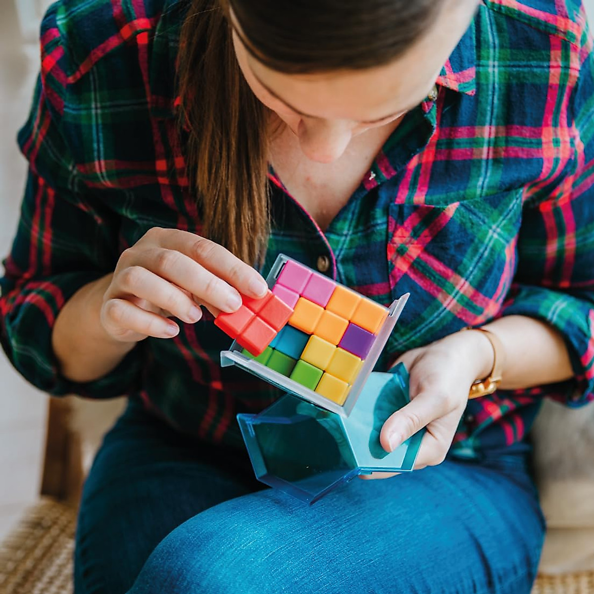 SmartGames Cubiq 3D Cube Building Game for 1 or 2 Players Ages 7 - Adult