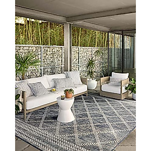 Loloi II Rainier Collection RAI-05 Denim/Ivory, Indoor/Outdoor 7'-10" x 10'-10" Area Rug