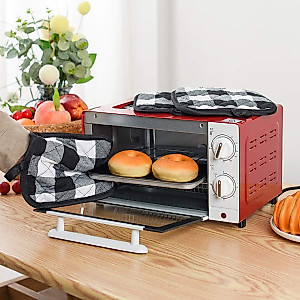 6 Pieces 100% Cotton potholders for Kitchens ， Heat Resistant with Pocket for Easy Grip. (Black Plaid)