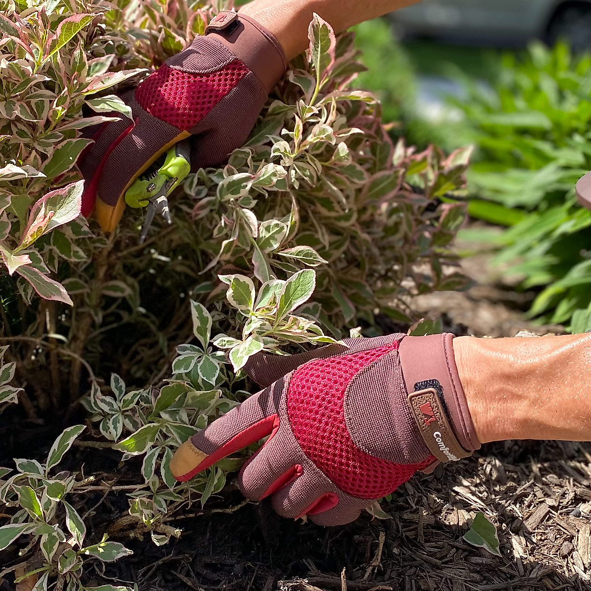 Wells Lamont Women's Breathable ComfortHyde Leather Hybrid Work Gardening Gloves, Small (7872S), Red