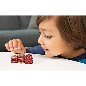 Disney Cars GKG22 Pixar's Cars Mini Racers Rust-eze Wraps Series 3-Pack, Multicoloured