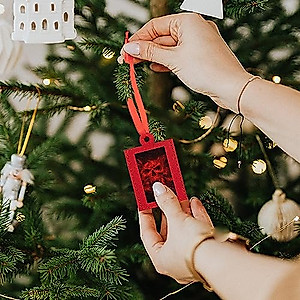 Red Flame Skull Christmas Mini Felt Photo Frame Hanging Decorations for Family Xmas Holiday Party 2PCS