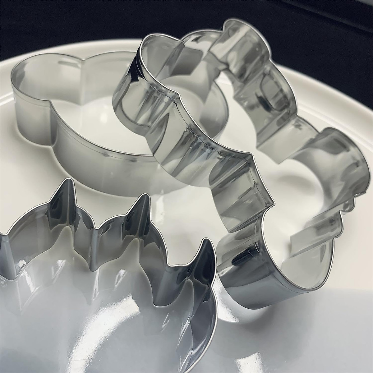 LUBTOSMN Bear Cookie Cutter-3.5 Inch-Diswasher Safe-Biscui Cookie Cutter Fondant Mold for Baking