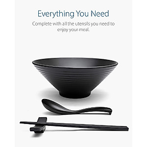 APEX S.K. 4 Sets 30 Ounce Japanese Ramen Noodle Soup Bowl Melamine Hard Plastic Dishware Ramen Bowl Set with Matching Spoon and Chopsticks for Udon Soba Pho Asian Noodles