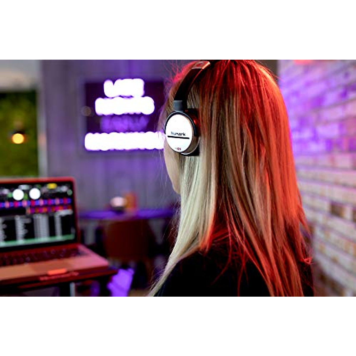 Numark Mixtrack Platinum FX + HF125 - DJ Controller For Serato DJ with 4 Deck Control, DJ Mixer and Audio Interface, and Professional DJ Headphones