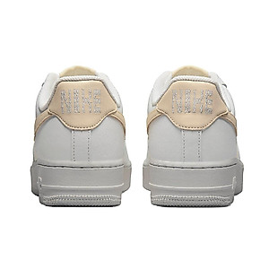 Nike Women's Air Force 1 '07 Shoe, Fossil, 9.5