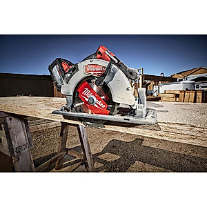 Milwaukee 2732-20 M18 Fuel 18 Volt Lithium-Ion 15 Amp 7-1/4 Inch Cordless Circular Saw (Tool Only) (Non-Retail Packaging)