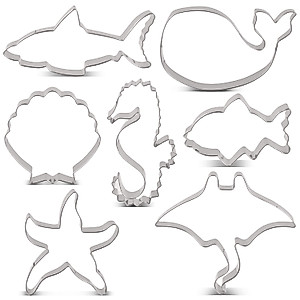 LILIAO Under The Sea Cookie Cutter Set - 7 Piece - Shark, Whale, Fish, Manta, Starfish, Shell and Seahorse Biscuit Fondant Cutters - Stainless Steel