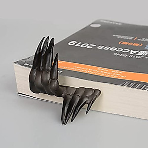 Enrichoice 2pcs Creepy Demon Hand Bookmark,Latex Material Unique Horror 3D Bookmarks,Halloween Devils Hand Bookmark (2 pcs Demon Hand Bookmark