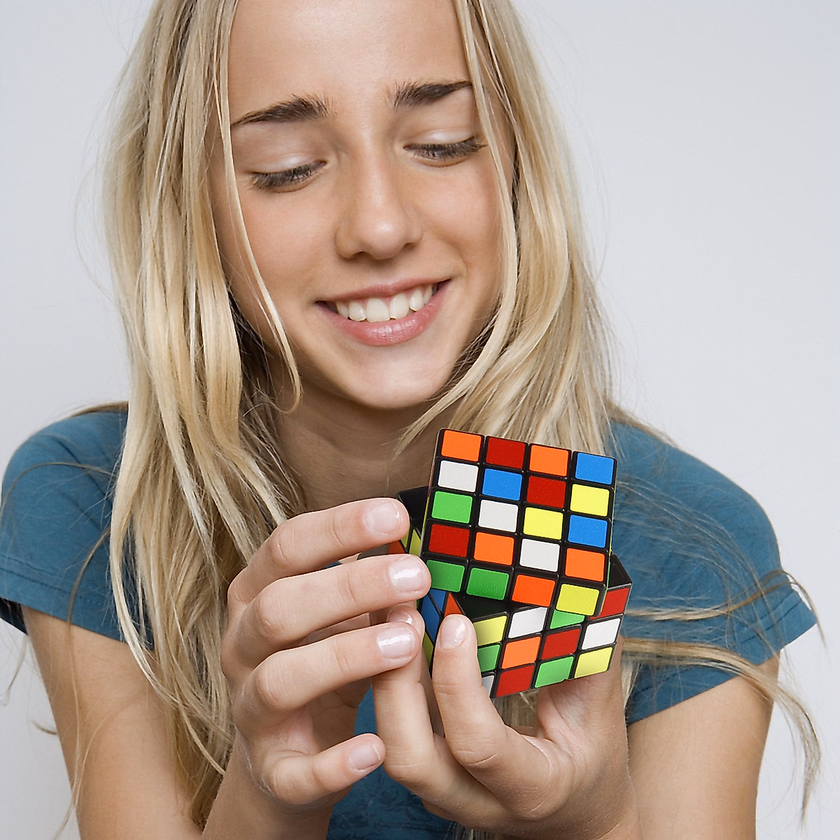 Speed Cube, Vamslove Kids Toys 4x4x4 Smooth Brain Teaser Puzzle Turns Quicker Smart Magic Cube, Toys for Kids Boys Girls Adults