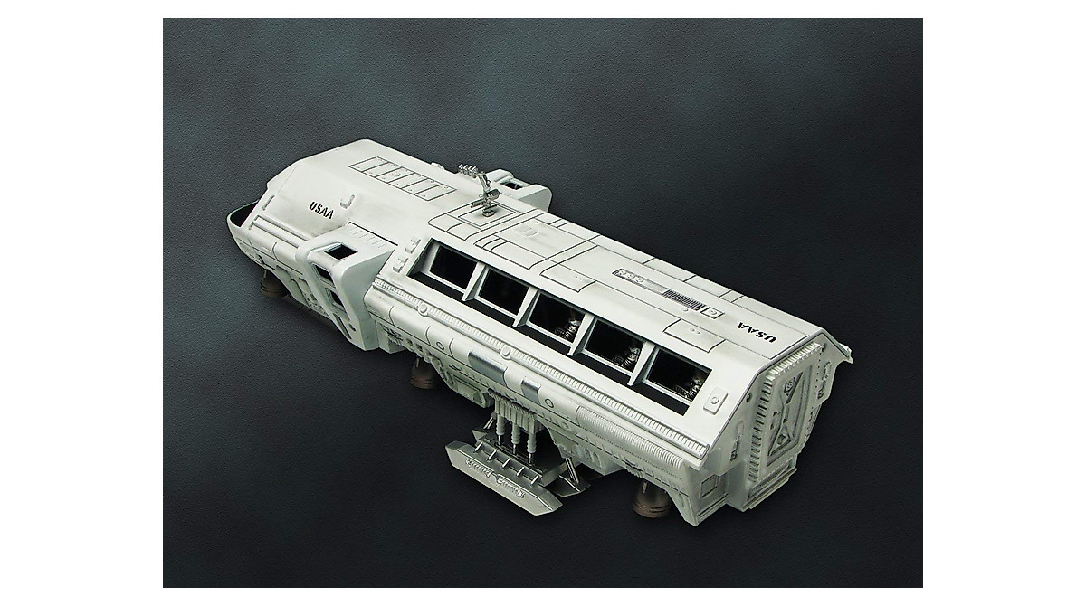 Moebius Models 2001 Moon Bus Kit - Detail & Collect Great