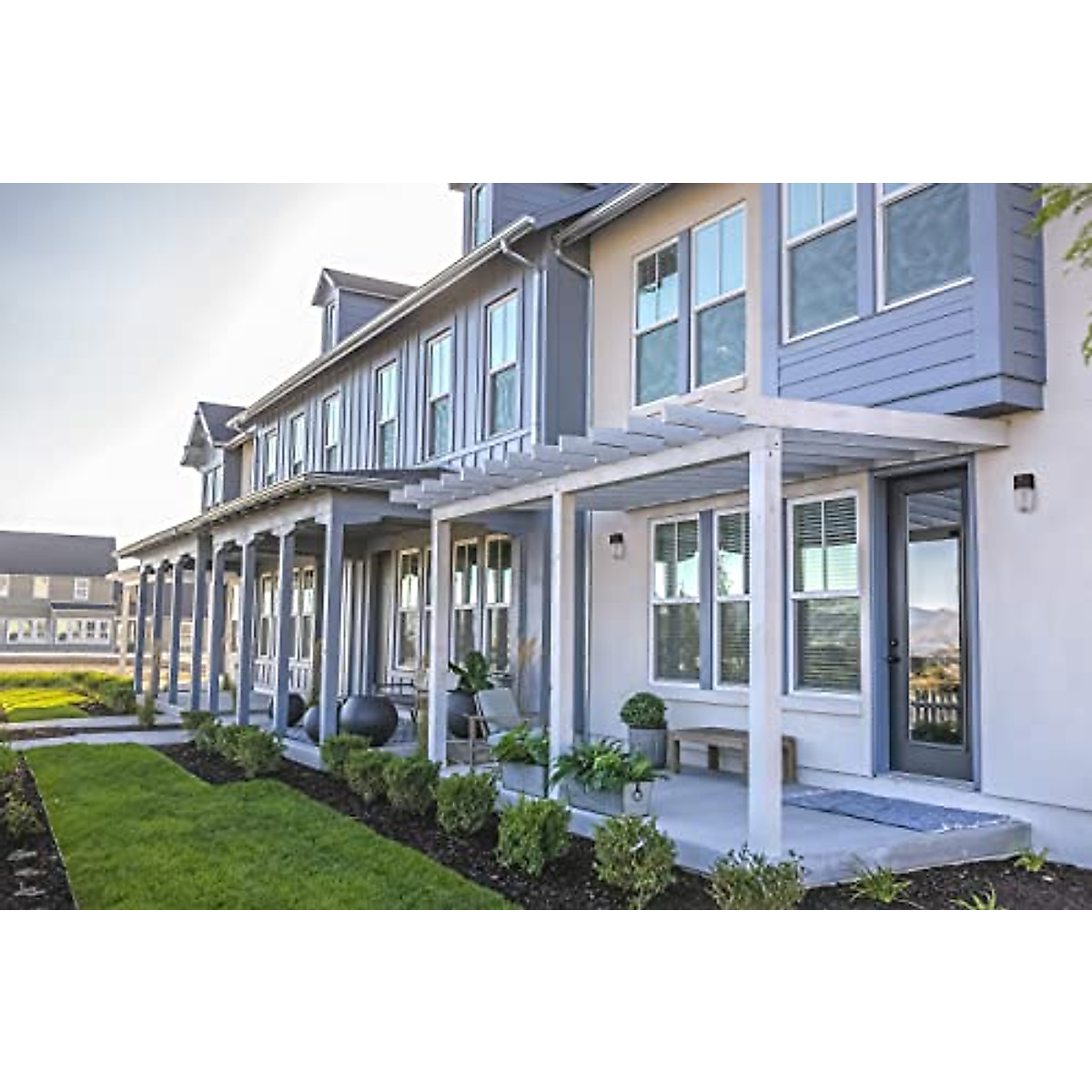 Lithonia Lighting OVWP LED 40K 120 PE DDB M4 Outdoor OVWP LED Dusk-to-Dawn Wall Sconce in Bronze, 14 Watts, 1240 Lumens