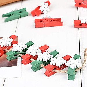 Souarts 50pcs Christmas Clips Snowflake Clothespins Mini Clothes Pins Christmas Wooden Photo Clips Red Green Tiny Wood Clips for Hanging Christmas Cards Paper Crafts