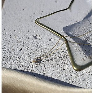 CAROVO Dainty Pearl Pendant Necklaces for Women 14k Gold Plated Barque Pearl Chain Necklace Delicate Handmade Cultured Single Pearl Necklace Everyday Jewelry for Gifts