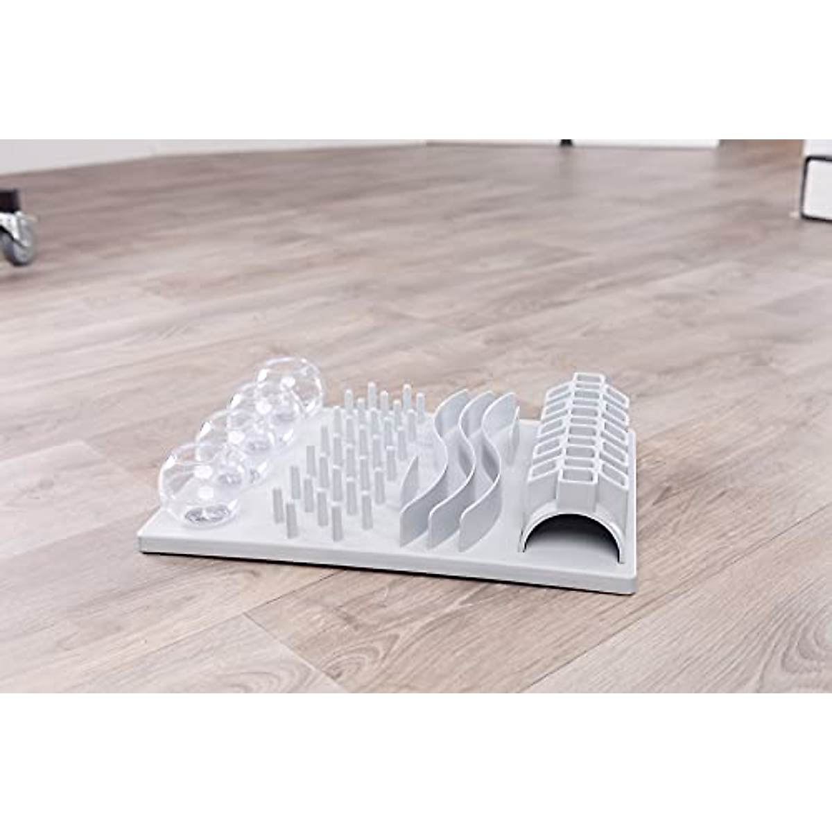 TRIXIE Cat Activity Fun Board, Strategy Game for Mental Stimulation, Interactive Play for Cats, Treat Dispenser, Cat Toy