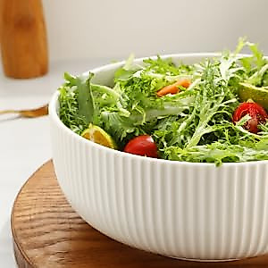 KMIGRUAN 60oz Salad Bowl Set,2 Pack Serving Bowls for Entertaining,8inch Large White Ceramic Bowl for Side Dishes,Soup, Pho, Cereal, Pasta, Fruit, Microwave and Dishwasher Safe