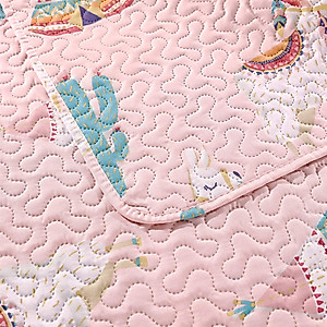 Ycosy Kids Girls Alpaca Cactus Quilt Set Twin Size Llama Bedding Lightweight Animal Cartoon Bedspread Coverlets All Season Bedding Set ，1 Quilt and 2 Pillow Shams