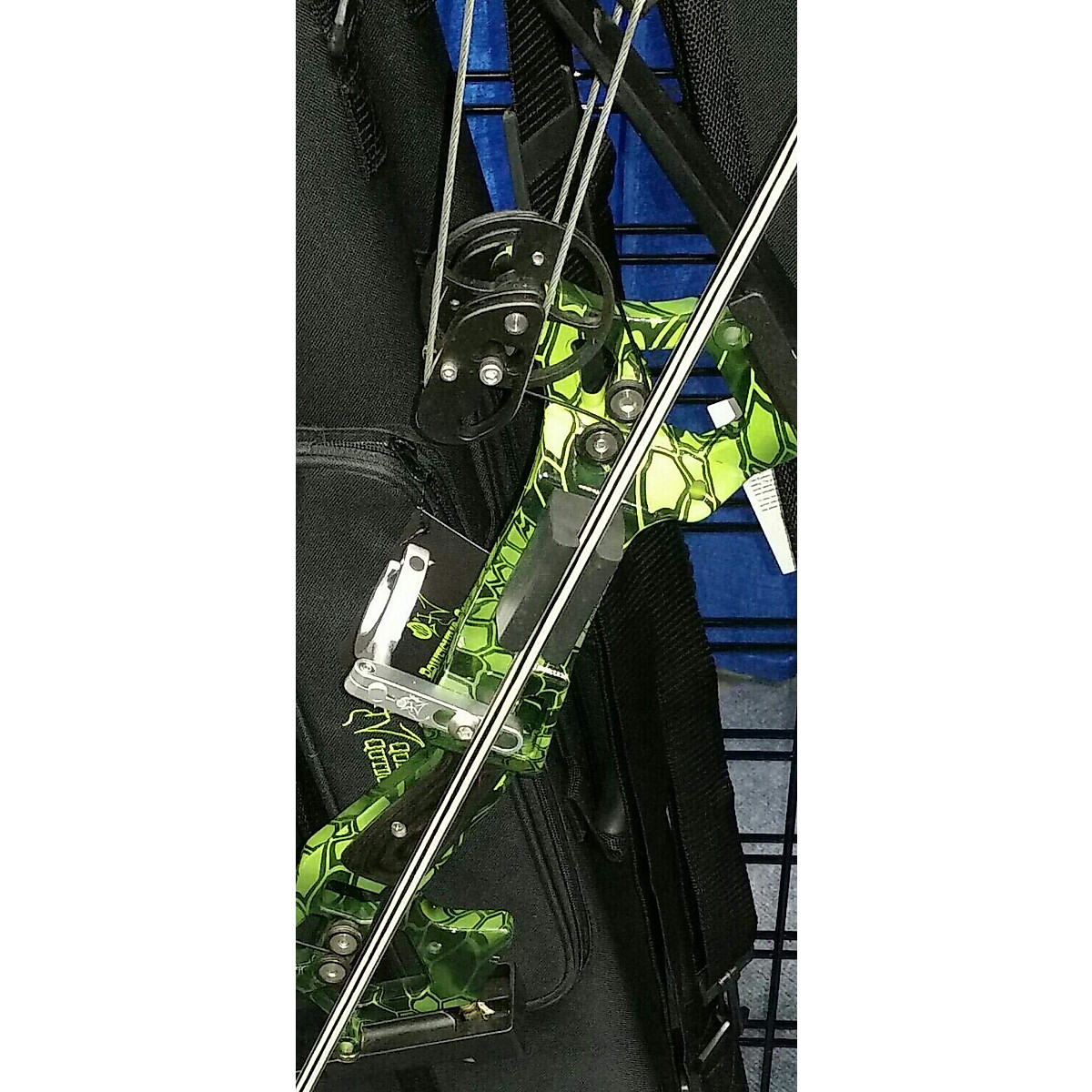 Quick Draw Lock Block Bowfishing Quiver