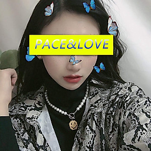 LecAit Pearl Necklaces for women Smiley Face Pearl Necklaces Face Pendant Necklace for Women Y2k Fashion Cute Smiley Toggle Pearls Necklace