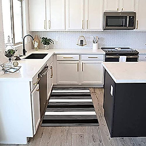 RRUI Black and White Striped Rug 2' x 3' Reversible Cotton Woven Washable Area Rugs for Layered Door Mats/Farmhouse Entryway Throw Carpet/Front Porch Rug/Kitchen Mat