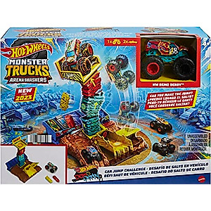 Hot Wheels Monster Trucks Arena Smashers Demo Derby Car Jump Challenge, Demo Derby Toy Truck in 1:64 Scale & 2 Crushable Cars