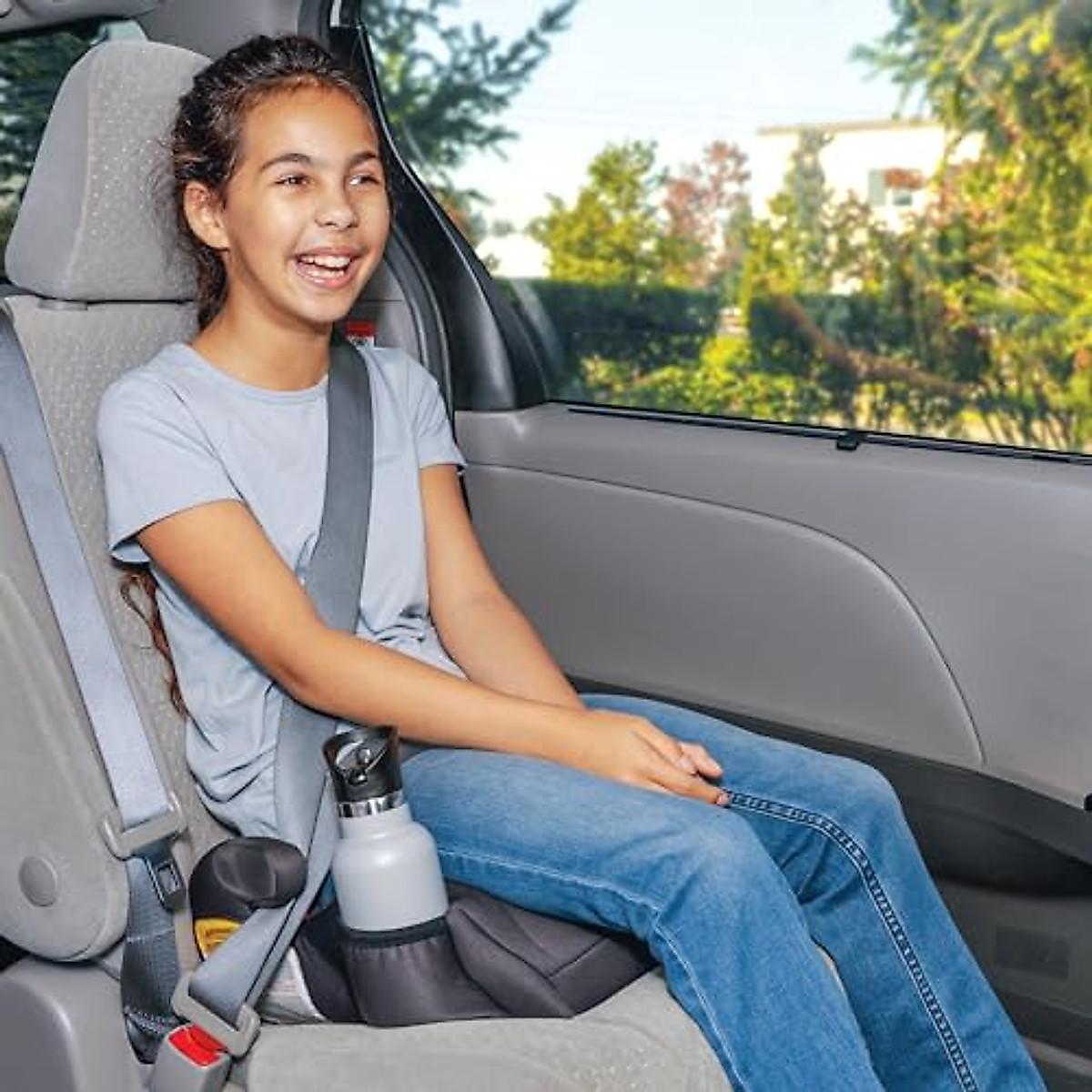 Diono Solana 2022, No Latch, Single Backless Booster Car Seat, Lightweight, Machine Washable Covers, Cup Holders, Black