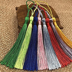 200 Pieces Bookmark Tassels, BetterJonny Handmade Silky Floss Soft Craft Mini Tassels Small Tassels with Loops for Bookmarks DIY Crafts Jewelry Making, 40 Colors