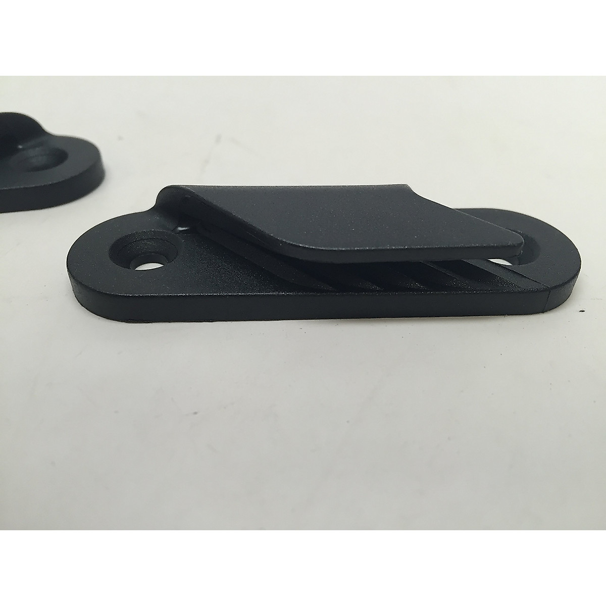 MARINE BOAT CANOE KAYAK PAIR of BLACK CLAM FINE LINE CLEATS LEFT RIGHT SIDE