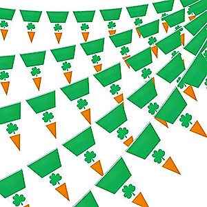 5 Pieces St Patrick's Day Shamrock Pennant Banners Irish National Day Triangle Flags Luck Green Clover Flag Banners Party Accessories for St Patrick's Day Theme Decor Outdoor Indoor, 7.4 x 10.8 Inch
