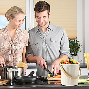 Kitchen Compost Bin, LALASTAR Countertop Compost Bin with Lid, Made of Sustainable Bamboo Fiber, Odorless Kitchen Compost Bucket, 1 Gallon, Cream