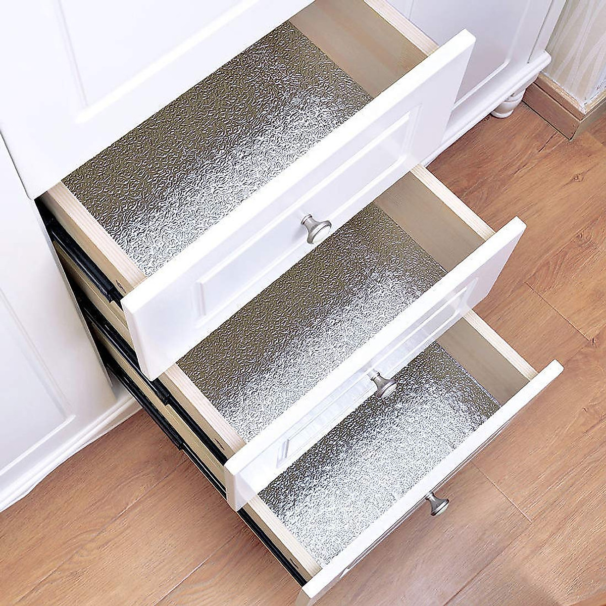 Feisoon 15.7"x78.7" Silver Kitchen Backsplash Contact Paper Silver Peel and Stick Wallpaper Kitchen Waterproof Contact Paper Self Adhesive Aluminum Foil Wallpaper for Countertop Drawer Shelf Liner